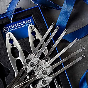 Crab Crackers and Tools Set - Premium 2 Lobster Crackers and 6 Seafood Forks Kit - Professional Seafood Tools Set Crab Leg Crackers and Tools - Nut Crackers for All Nuts Walnut Pecan Cracker and Picks