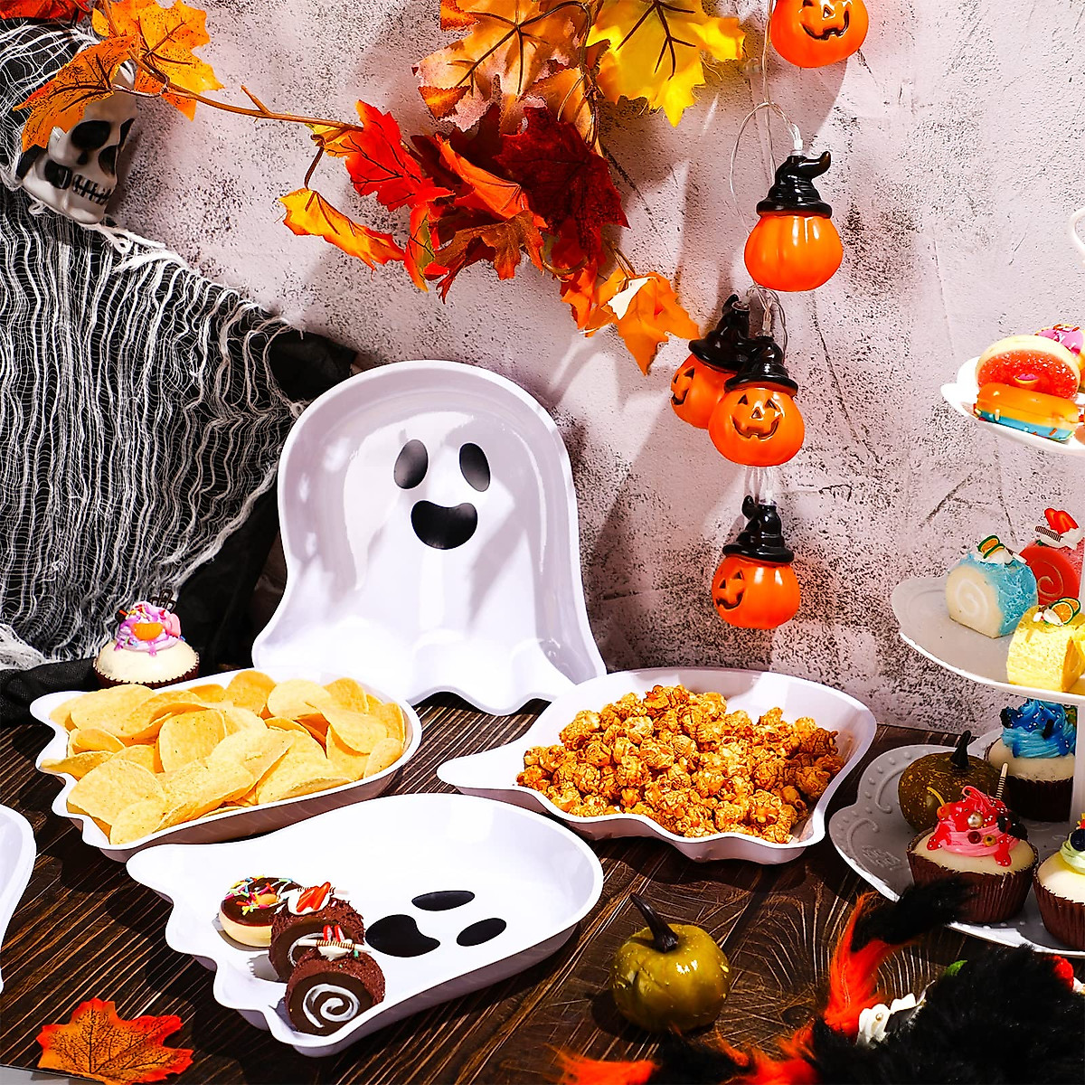 24 Pieces Halloween Party Serving Trays, Plastic Orange Pumpkin Black Cat White Ghost Plates Halloween Party Tableware Party Supplies for Halloween Party Decorations(Ghost)