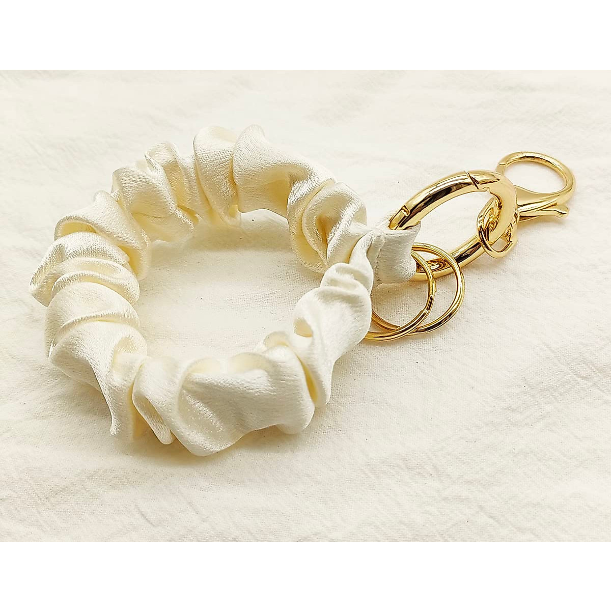 Junyuerly Wrist Strap Key Chain Elastic Scrunchie Bracelet Multifunctional Key Ring for Women (Style A -white)