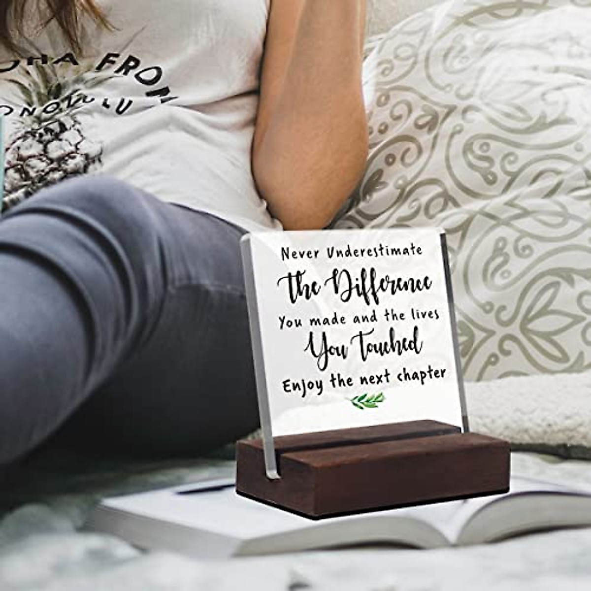 Coworker Gifts For Women Men Retirement Gifts New Joy Going Away Gift Leaving Gifts For Coworker Boss Leader Colleague Friends -Clear Desk Decorative Sign for Home Office