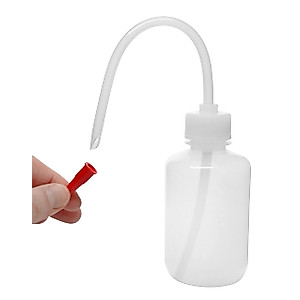 EISCO Wash Bottle, 500ml - Polyethylene - Translucent, Unbreakable - Screw Cap with Flexible Delivery Tube for Dispensing Liquid - Includes Tube Cap Labs