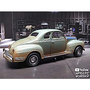 AMT 1941 Plymouth Coupe (Coca-Cola) 2T 1/25 Scale Model Kit (AMT1197M)