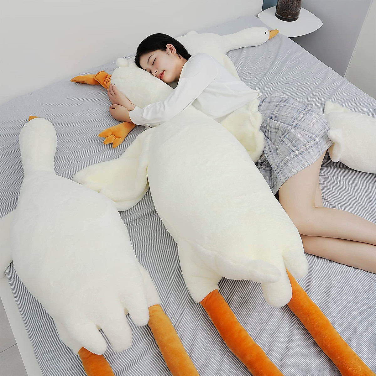 IEVEY 35'' Great Goose Stuffed Animal,Big Huge Goose Plush Pillow Toy,Super Soft Duck Plush Toy,Cute Giant White Swan Plushie Hugging Pillow for Girls Boys