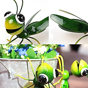 Cruis Cuka Metal Yard Art Garden Decor Cute Grasshopper Lawn Ornament ​Hanging Wall Sculpture - Set of 2