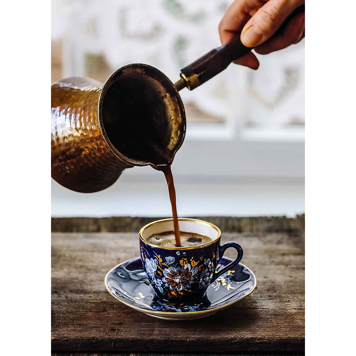 Cafe du Monde Ground Coffee 15 Oz (425 g) With 2 Coffee Spoons (1 CAN)