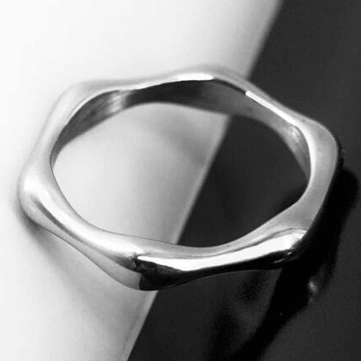 Jude Jewelers Stainless Steel High Polishd Irregular Shape Bone Bambbo Style Stackable Weddiing Band Ring (Silver, 8)