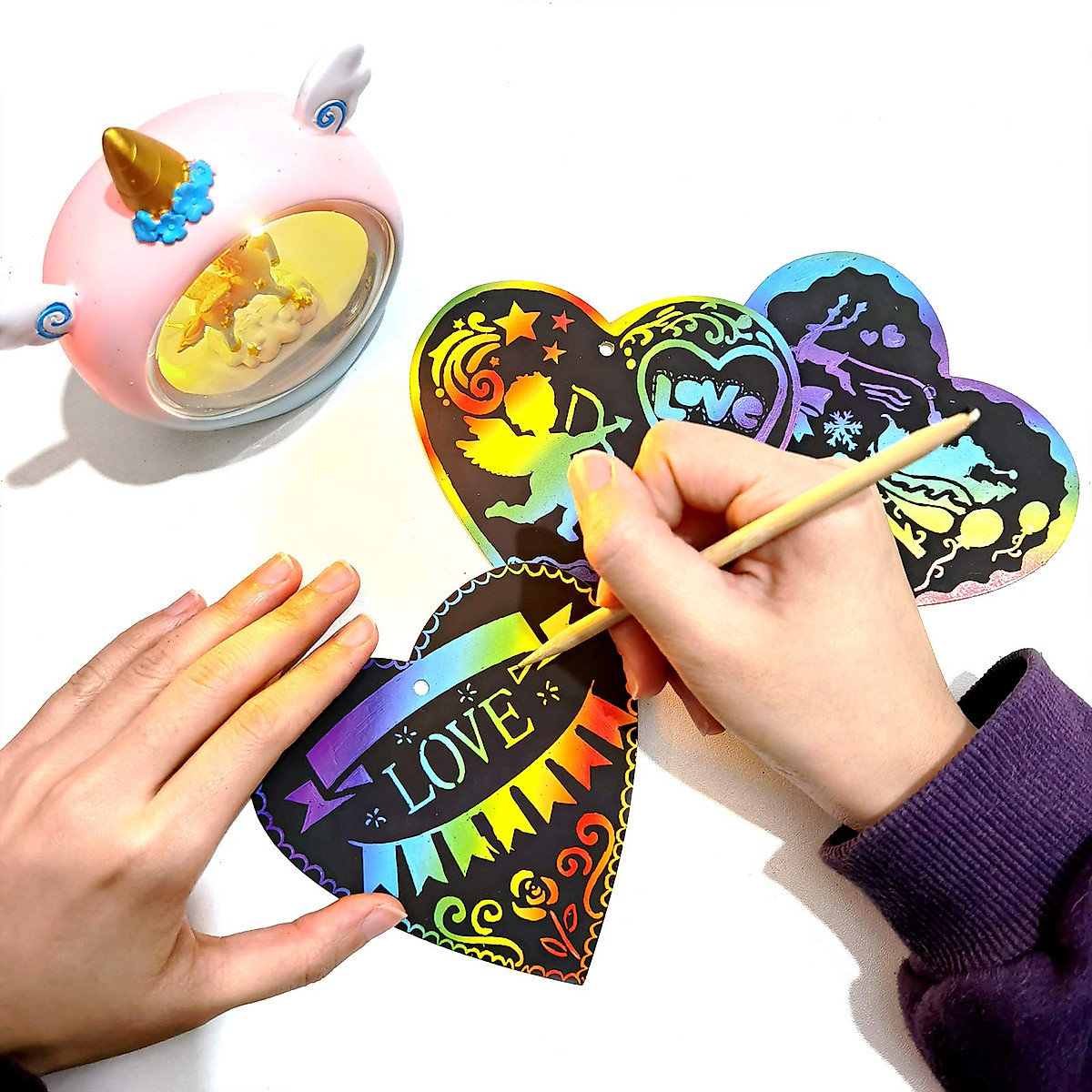 Uniticber 40 PCS Valentines Day Gifts Scratch Art Paper Crafts for Kids, Magic Color Valentine Heart Cards & Art for Kids, Create Rainbow Scratch Off Paper Cards for Classroom Party Supplies