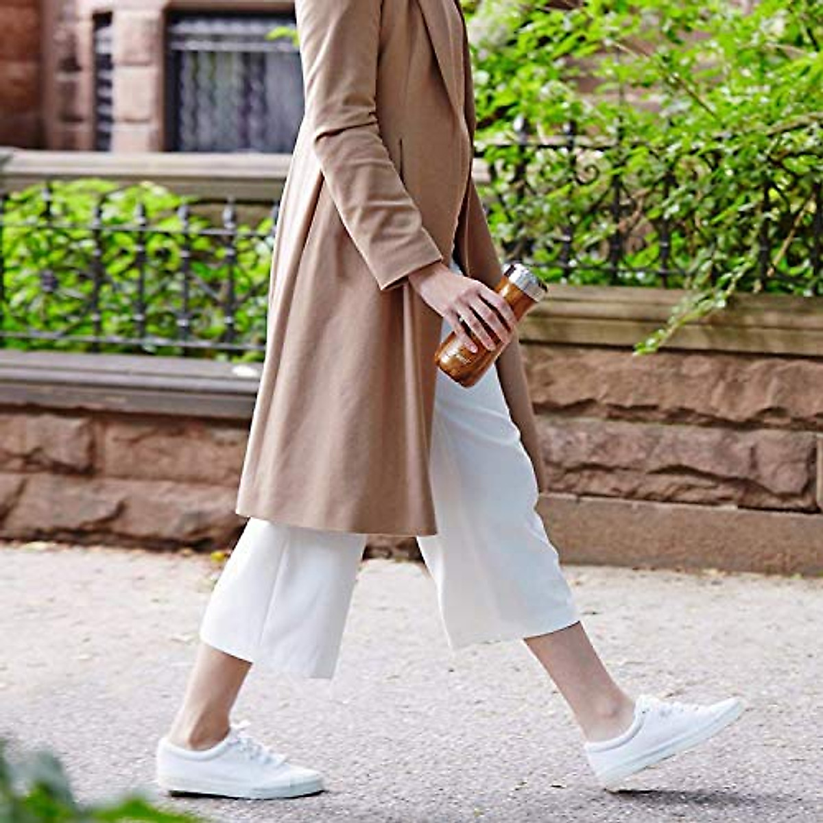 S'well Stainless Steel Traveler-20 Fl Oz Triple-Layered Vacuum-Insulated Travel Mug Keeps Coffee, Tea and Drinks Cold for 36 Hours and Hot for 15-BPA-Free Water Bottle, 1 Count (Pack of 1), Teakwood