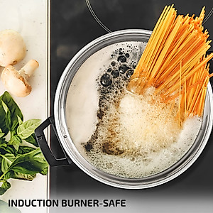 Ovente 4.8 Quart Stovetop Stainless Steel Pasta Pot with Strainer Lid & Locking Feature, Easy Storage and Pour Safe with Cool Touch Handles Perfect for Cooking Noodle Veggie or Sauce, Silver CW15131S