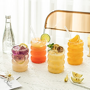 KEMORELA 18oz Wave Shape Beverage Glasses With Straws,Vintage Glass Cups Wine Mugs Of 4 Set, Ripple Drinking Glasses,for Juice Beer Wine Champagne Cocktail Home Kitchen Bar Mixed Drinks (4PCS-Clear)