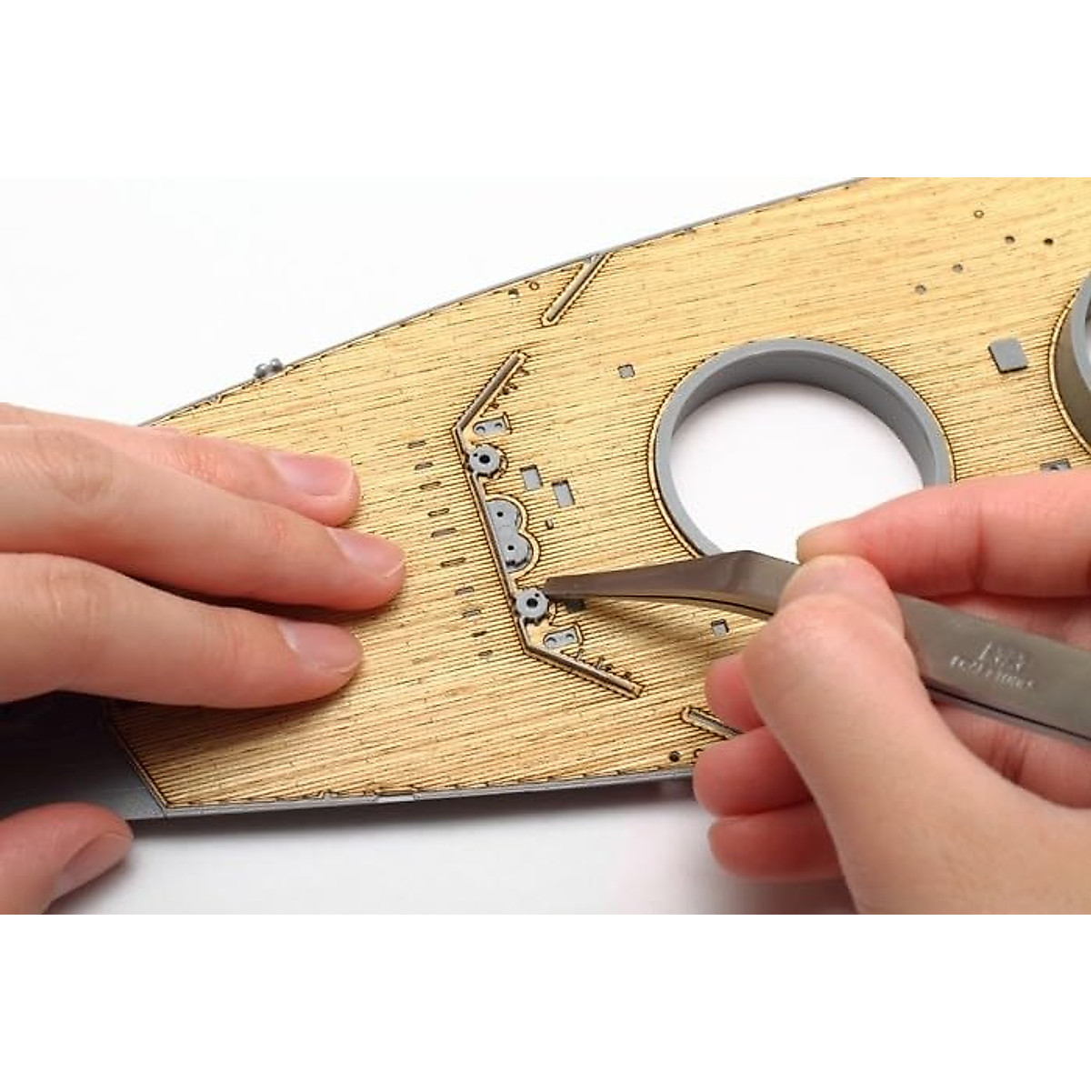 Tamiya Model 300012645 – 1: 350 WWII Yamato Wooden Deck Decoration Accessories