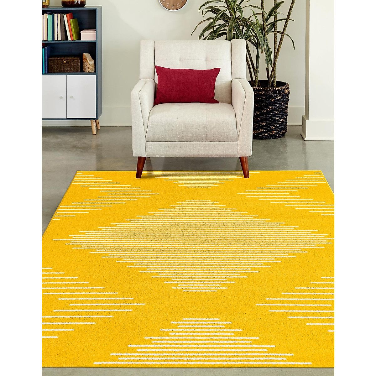 Unique Loom Kai Collection Area Rug - Warrior (4' x 6' Rectangle Yellow/Ivory)