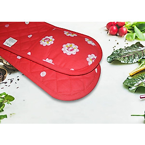 Tiny Break Double Oven Mitt, Floral Rose, Heat Resistant Oven Gloves - Red - 7 x 32 Inch