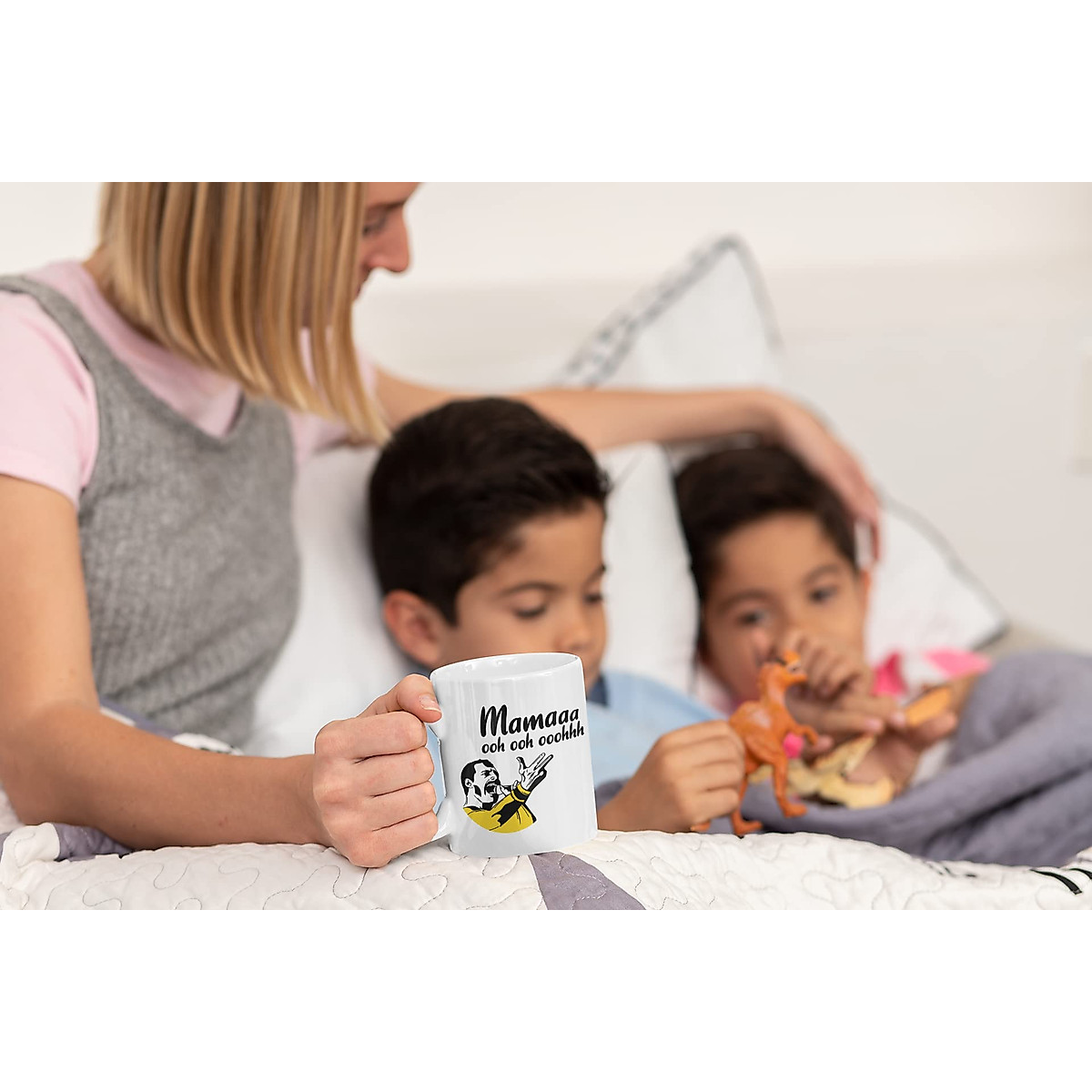 Mom Christmas Gifts, Mama Oooh Coffee Mug, Funny Mother’s Day Mug For Mom, Queen Mama Gift, From Daughter Or Son, Mother’s Day Mug For Wife, Gift From Husband Or Kids, Gift For Mother In Law Or Bonus