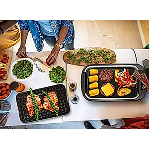 Indoor Grill, CUSIMAX Smokeless Grill Indoor, 1500W Electric Grill Griddle Korean BBQ Grill with LED Smart Display & Tempered Glass Lid, Non-stick Removable Grill Plate & Griddle Plate, Black