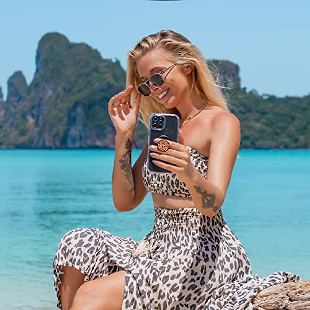 Phone-Gizmos ZGrip – The Ergonomic Phone Grip with Full Features and Grip in Black, with Art Top in Black