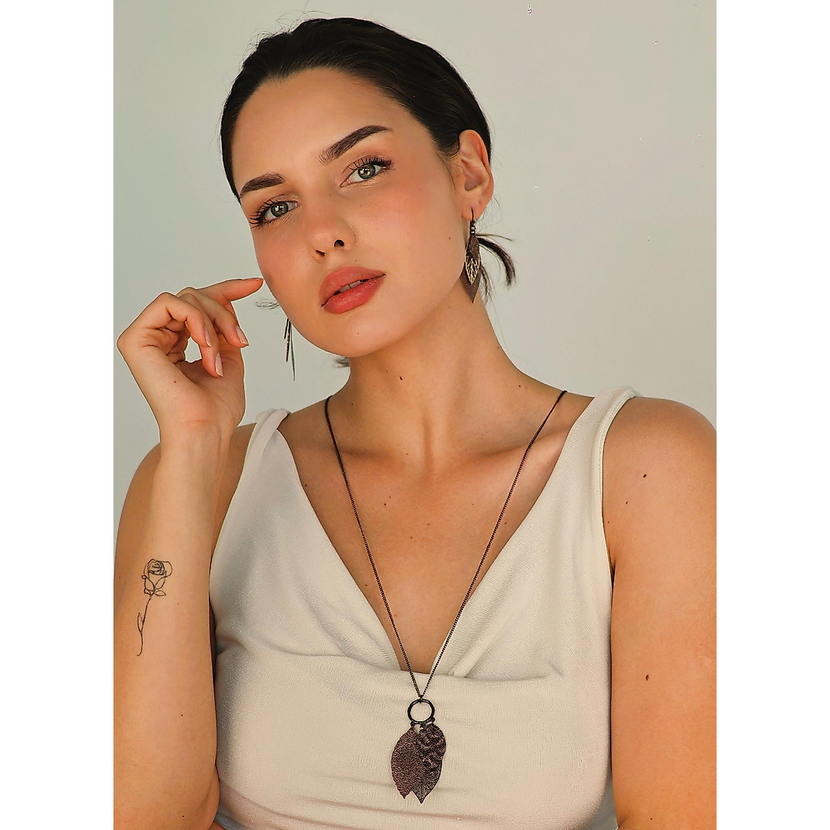 POMINA Chocolate Gold Silver Two Tone Filigree Fall Leaf Necklace Fashion Statement Chic Sweater Chain Long Necklace for Women (Worn Choco Gold)