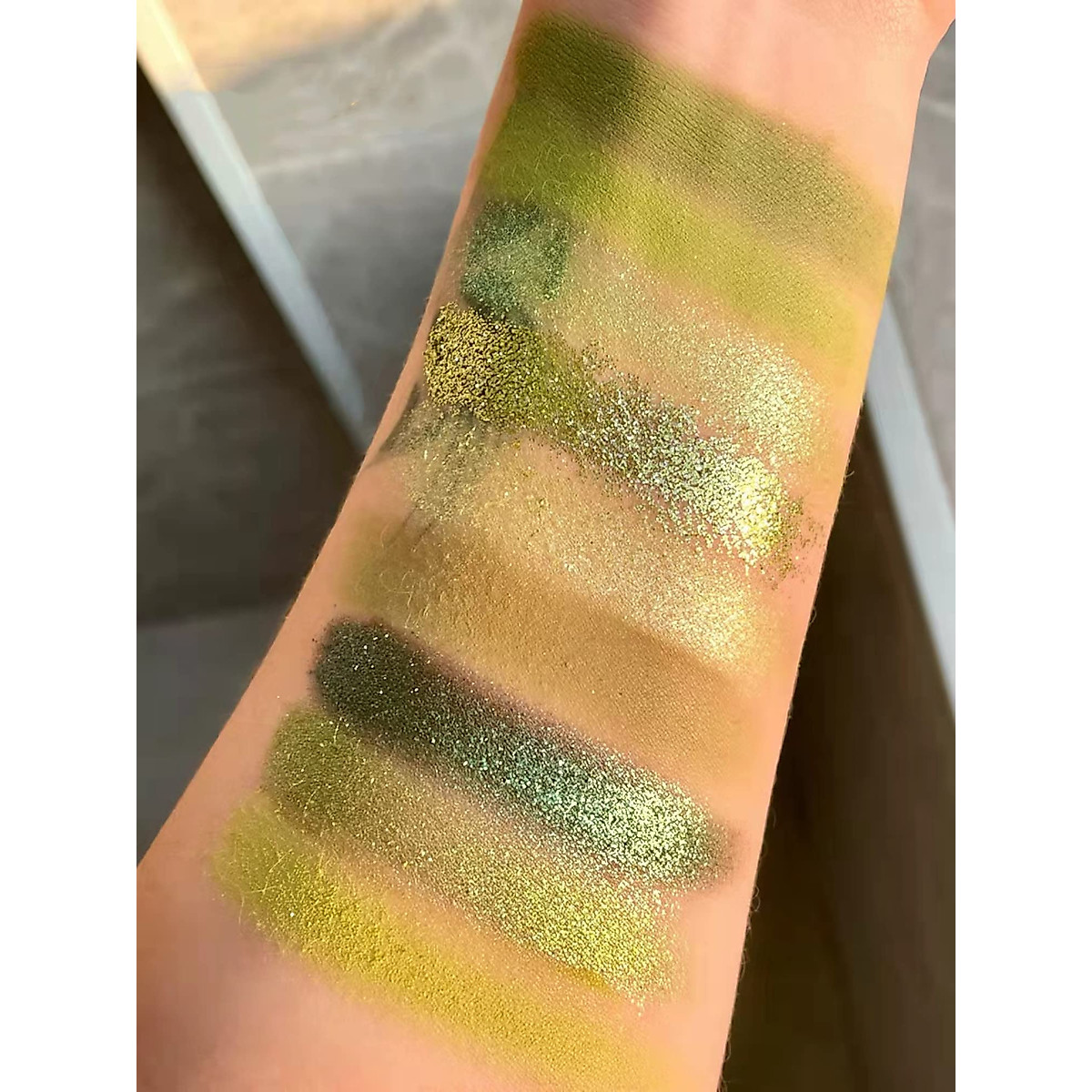 MAEPEOR Olive Green Eyeshadow Palette 9 Colors Stunning Matte Glitter Eyeshadow Palette Longlasting Waterproof Shimmer Eye Shadow for Girls and Women (Set 5, Olive Green)