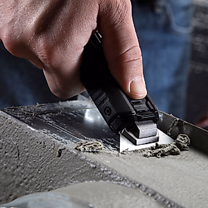 ToughBuilt - Scraper Utility Knife + 5 Blades - (TB-H4S5-01)