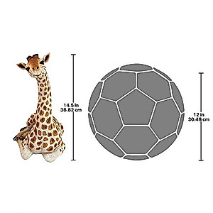 Design Toscano Zari The Resting Giraffe Statue: Medium