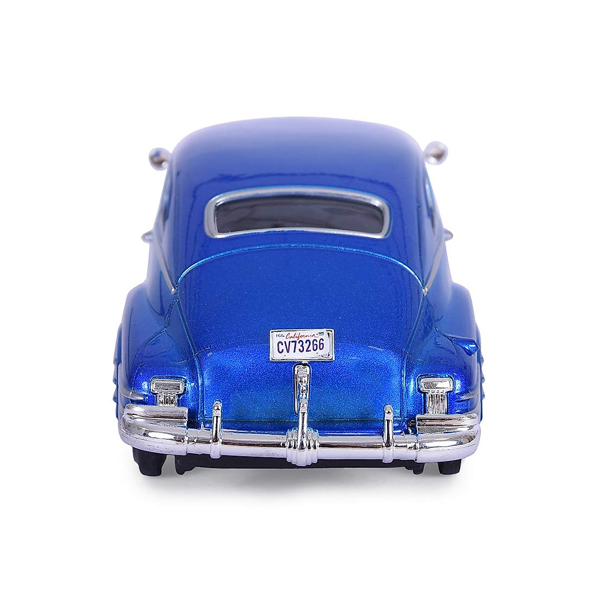 Motormax 124 1948 Chevy Aerosedan Fleetline Vehicle(Colors May Vary)