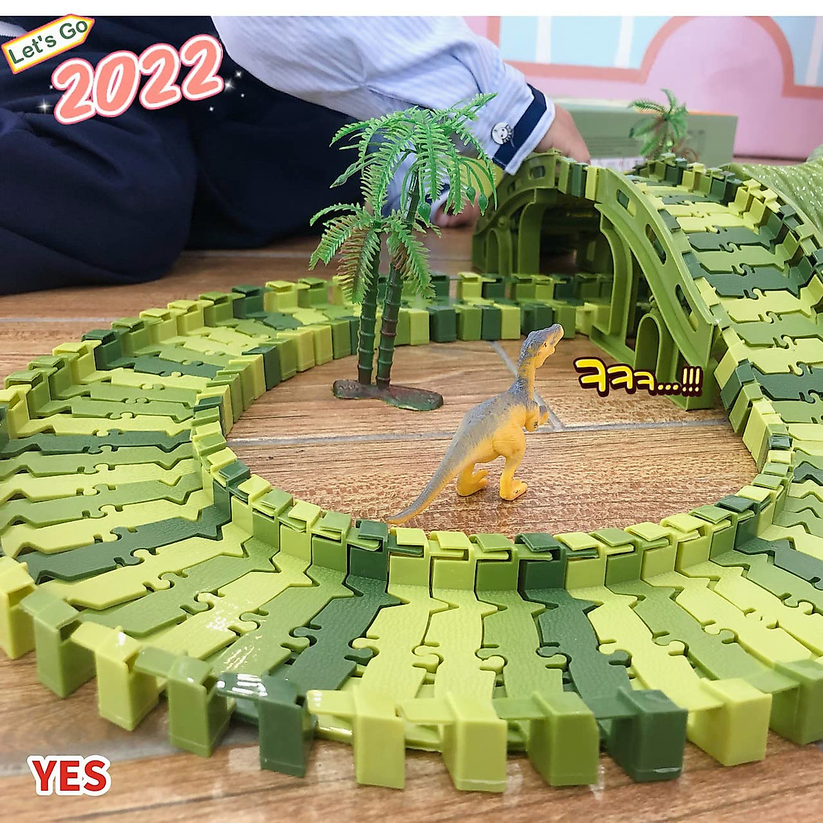 AIVIAI Dinosaur Race Tracks Toys for Boys,289Pcs Flexible Track Playset with a Race Car / 6 Toy Dinosaurs / 4 Trees, for 3 4 5 6 7 8 Year Old Boys and Girls