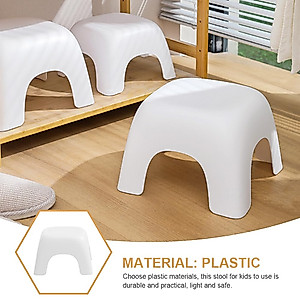 PRETYZOOM Step Stool for Kids, Plastic Skid-Resistant Foot Stool, Single Stool for Toddler Toilet Potty Training