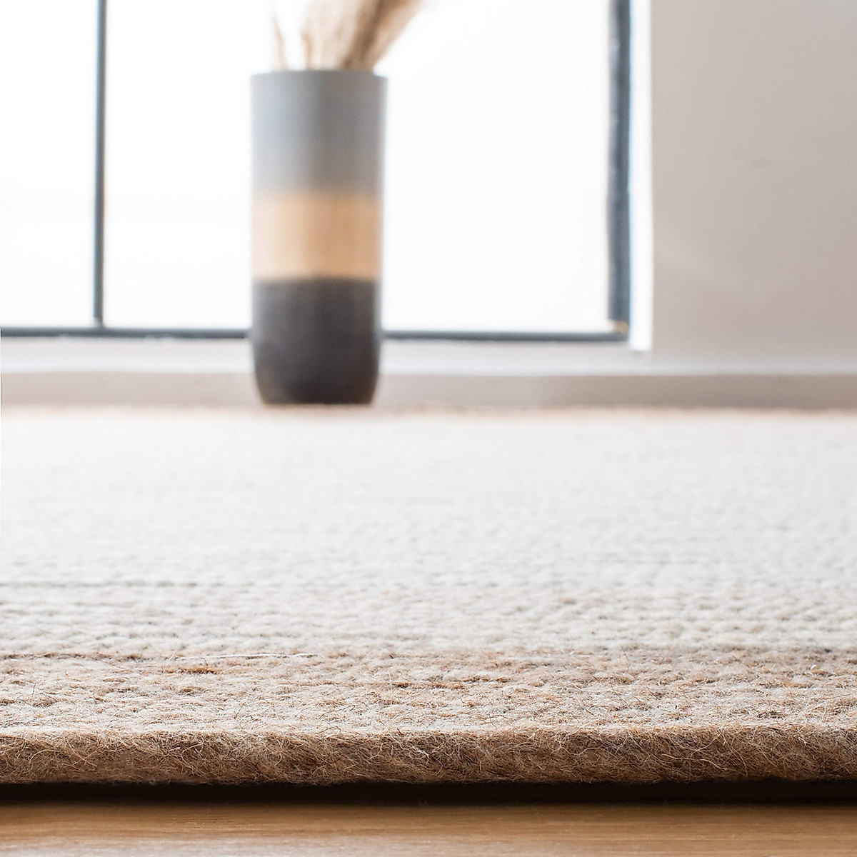 SAFAVIEH Braided Collection Area Rug - 8' x 10' Oval, Beige & Ivory, Handmade Country Cottage Reversible Wool, Ideal for High Traffic Areas in Living Room, Bedroom (BRD903B)