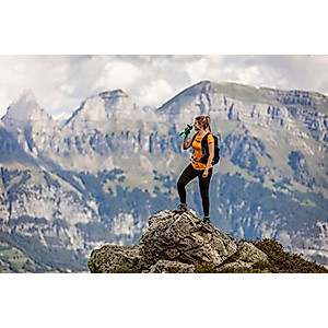 CamelBak Chute Mag BPA Free Water Bottle with Tritan Renew - Magnetic Cap Stows While Drinking, 32oz, Lagoon