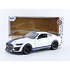 Jada Toys Bigtime Muscle 1:24 2020 Ford Mustang Shelby GT500 Die-cast Car Blue White Stripes, Toys for Kids and Adults