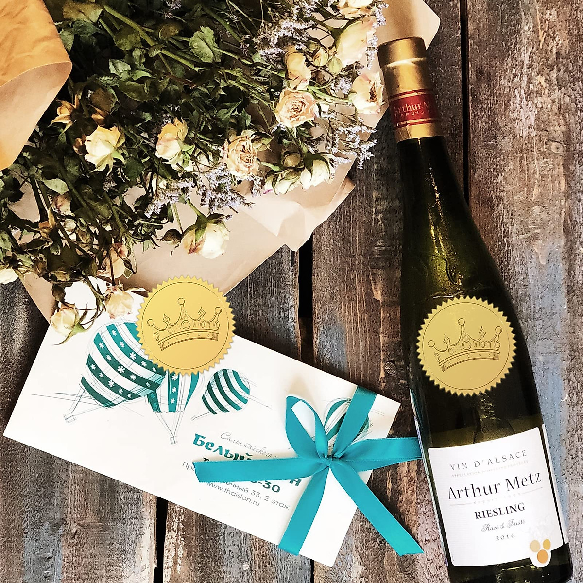 CRASPIRE 100pcs Crown Stickers 2" Gold Certificate Seals Embossed Gold Foil Round Self Adhesive Embossed Stickers for Wedding Invitations Envelope Graduation Notary Corporate Monogram Seals