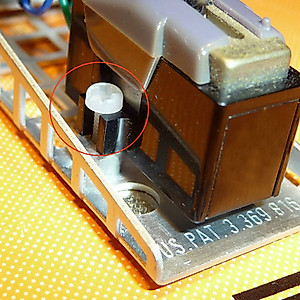 73 Pieces Non-Magnetic Nylon Round Head Bolt Screw Nut Washer Assortment Kit with Screwdriver and Storage Box - M2 M2.5 （6mm-20mm）for Most Turntable Cartridge Headshell Mounting