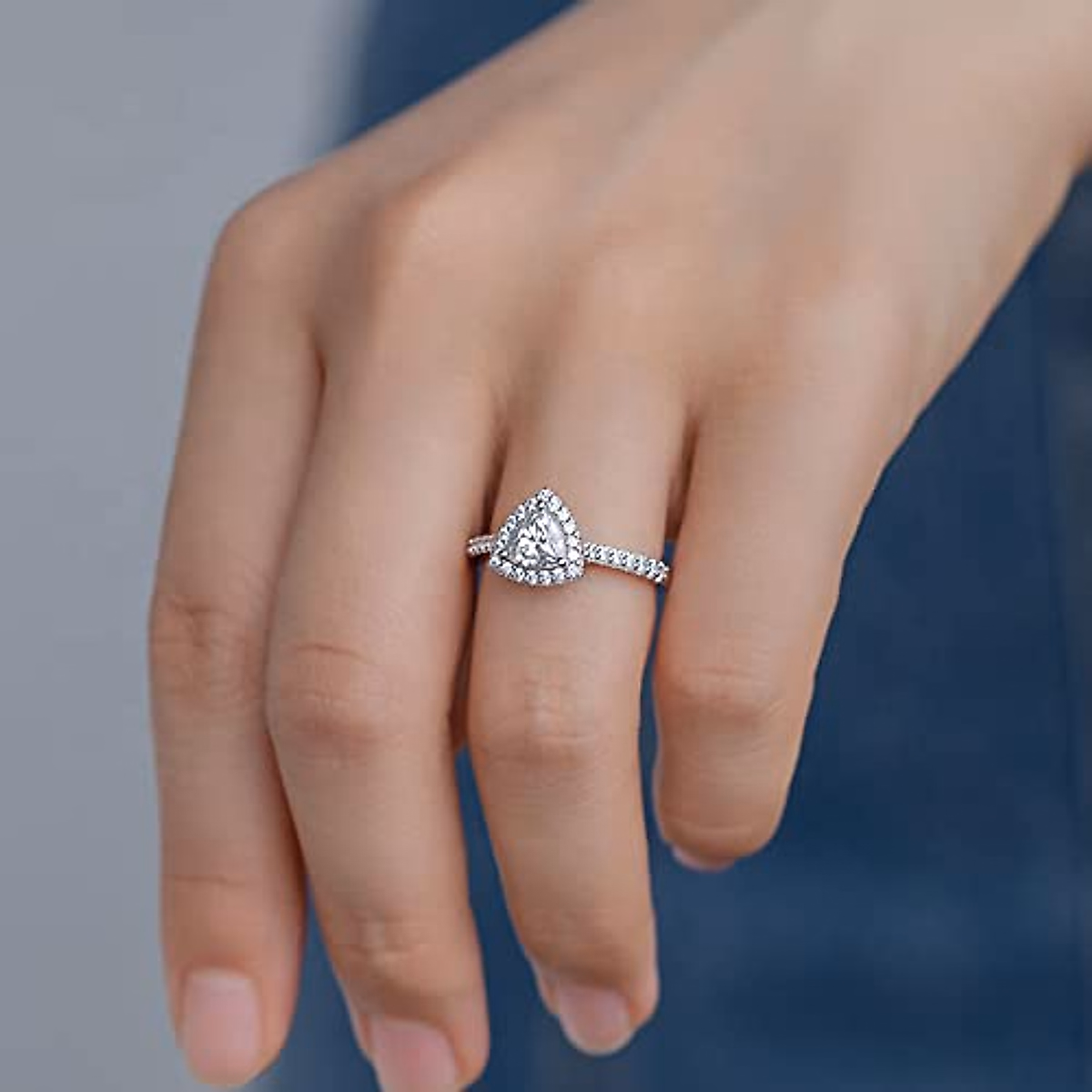 Diamond Jewelry 925 Sterling Silver Wedding Engagement Moissanite Ring 1.50CT Created Moissanite Trillion Cut G-H Color With Accents (10)