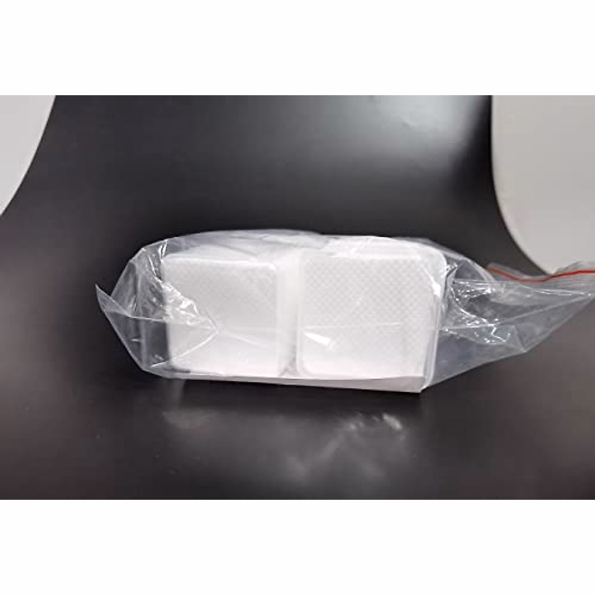 400 PCS Lash Extension Glue Wipes EBANKU Lint Free Glue Cleaning Cotton Pads for Eyelash Extensions Non Woven Nail Polish Remover Wipe Supplies - White