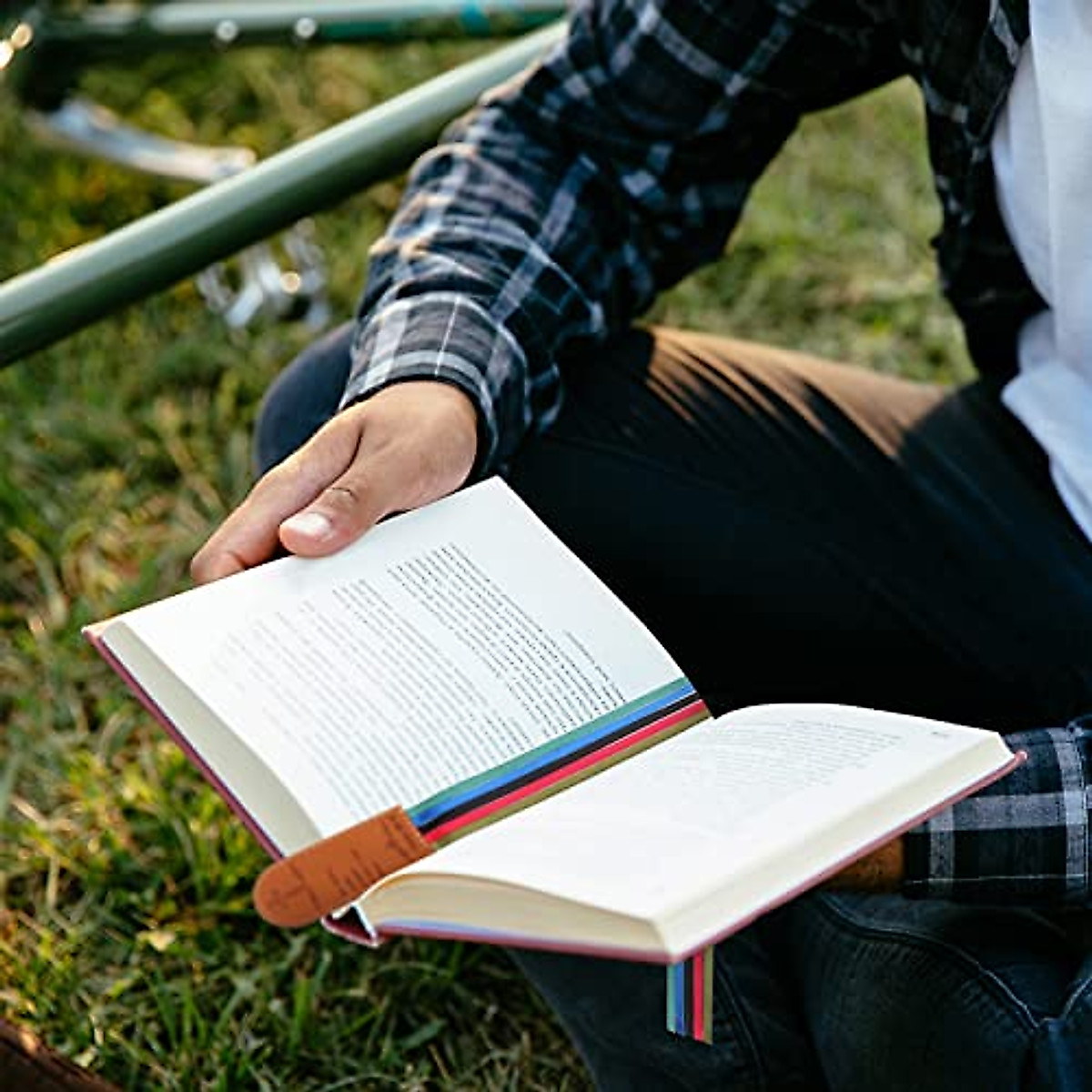 10 Pieces Christian Leather Bookmark Gifts Bible Bookmark Bible Verse Inspirational Bookmarks Artificial Leather Multi Page Marker with 5 Colorful Ribbons for Men Women Book Lovers Readers