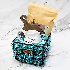 MagicWater Supply Crinkle Cut Paper Shred Filler (4 oz) for Gift Wrapping & Basket Filling - Diamond Pastel Blue