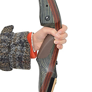 MILAEM 3pcs Archery Bow Grip Saddle Pad Cover Leather Self-Adhesive Bow Handle Protector Non-Slip for Tranditional Longbow Recurve Bow (Black)