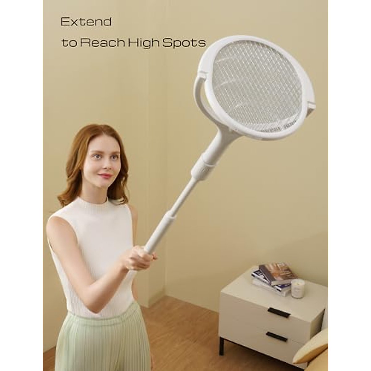 Rotating Head Rechargeable Fly Swatter Electric Fly Swatter Racket Bug Zapper Racket Indoor Bug Zapper Indoor Fly Zapper Repellent Fruit Fly Trap Mosquito Zapper, with a Telescopic Extension