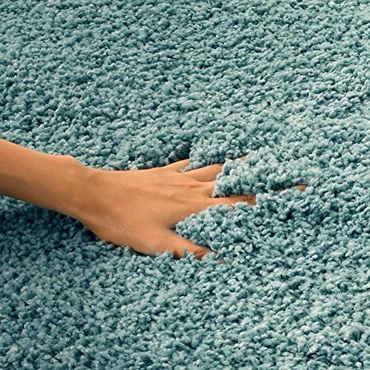 SAFAVIEH California Shag Collection Accent Rug - 4' x 6', Light Blue, Non-Shedding & Easy Care, 2-inch Thick Ideal for High Traffic Areas in Entryway, Living Room, Bedroom (SG151-6060)