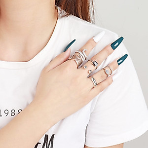 HUASAI Knuckle Snake Rings Set Halloween Crystal Snake Rings for Women Girls Snake Stacking Ring Boho Stacking Rings for Teen Girs (Black Crystal Rings)