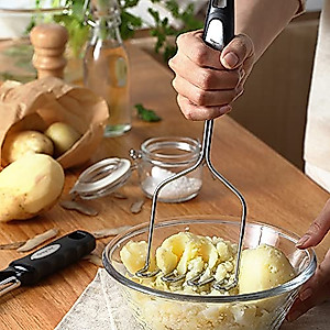 Spring Chef - Must-Have Potato Masher with Long Handle, Easy-to-Clean Stainless Steel Wire Head Masher Kitchen Tool, Includes a High Quality Vegetable Peeler