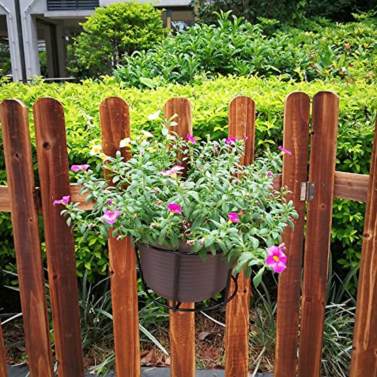 EIMQUVW 4 Pack Round Hanging Railing Planters Basket Metal Balcony Planters Railing Hanging Flower Pot Holders for Outside,Indoor，Balcony,Garden(20CM)