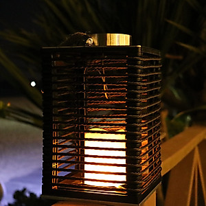 Solar Lanterns Solar Table Lamp Outdoor Rattan Lantern with Flickering Candle & Handle, for Garden Wedding Home, 1 Pack