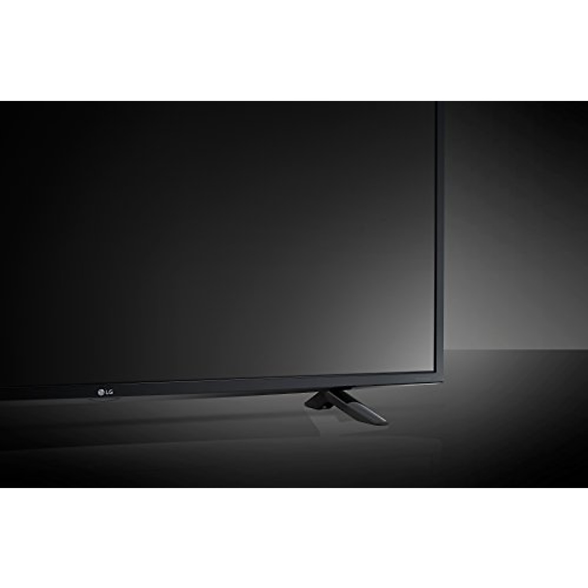 LG Electronics 43UF6400 43-Inch 4K Ultra HD Smart LED TV (2015 Model)