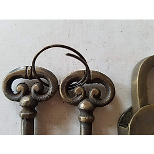 VTG. Small Love Valentines Paris Heart Lock w 2 Skeleton Keys Brass 2 5/8" #L8