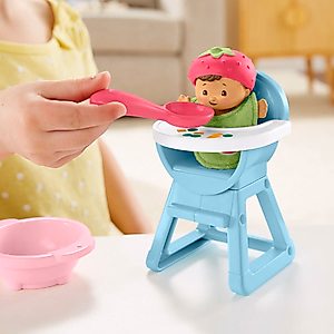 Fisher-Price Little People Snack & Snooze 7-Piece Play Set, Early Role-Play Toy for Toddlers and Preschool Kids Up to Age 5