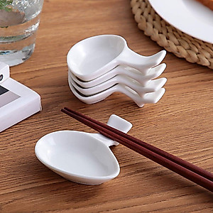 Woonsoon 5 Pcs Ceramic Chopsticks Holder，Chinese Porcelain Chopstick Rest Spoon Fork Knife Stand Sauce Dish