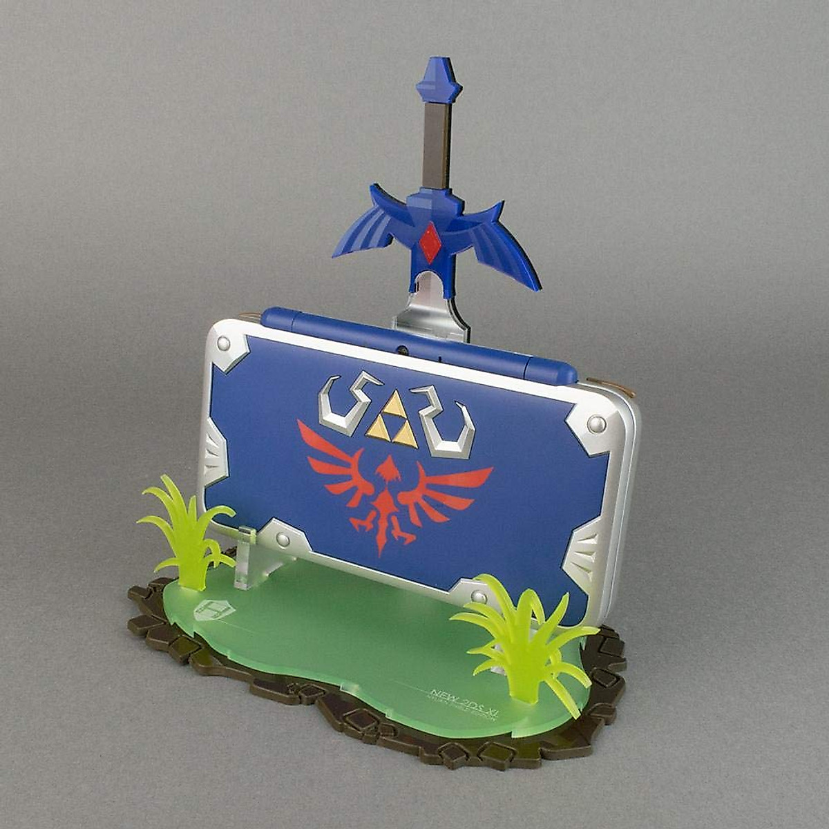 Display Stand for the Nintendo Hylian Shield New 2DS XL