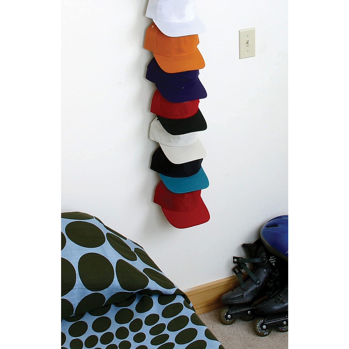 Perfect Curve Cap Rack18 System – Hat Racks for Baseball Caps | Hat Organizer for Closet | Over Door Hanger | Over Door Organizer | Six Clips Hold up to 18 Caps | Black