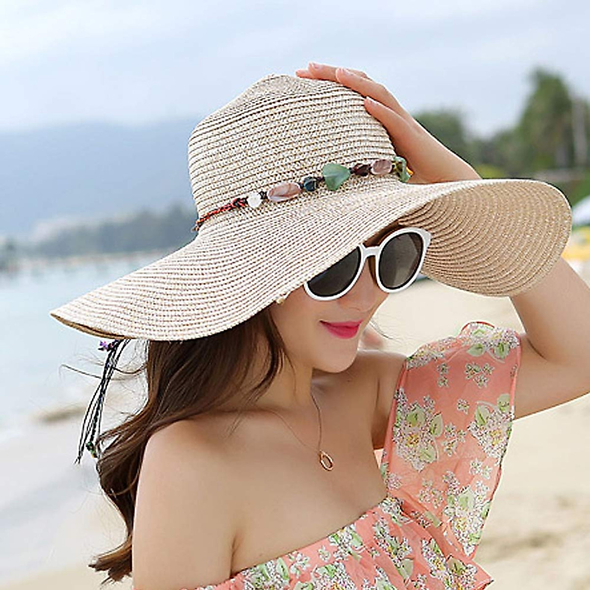 Women's Wide Brim Sun Protection Straw Hat,Folable Floppy Hat,Summer UV Protection Beach Cap (Chain-Beige)